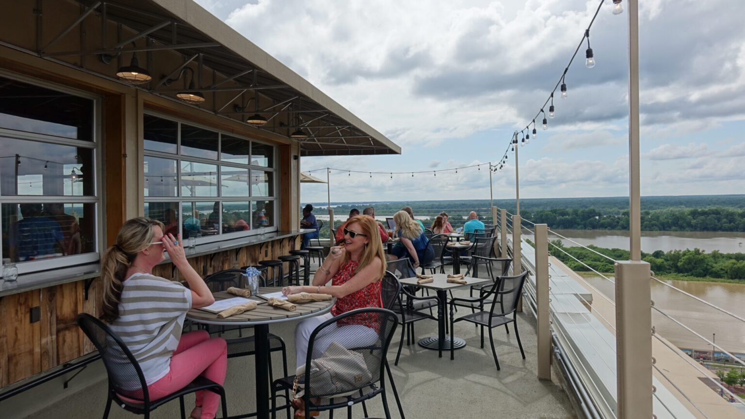 The Outsider's Guide to Mississippi Dining - The Local Palate